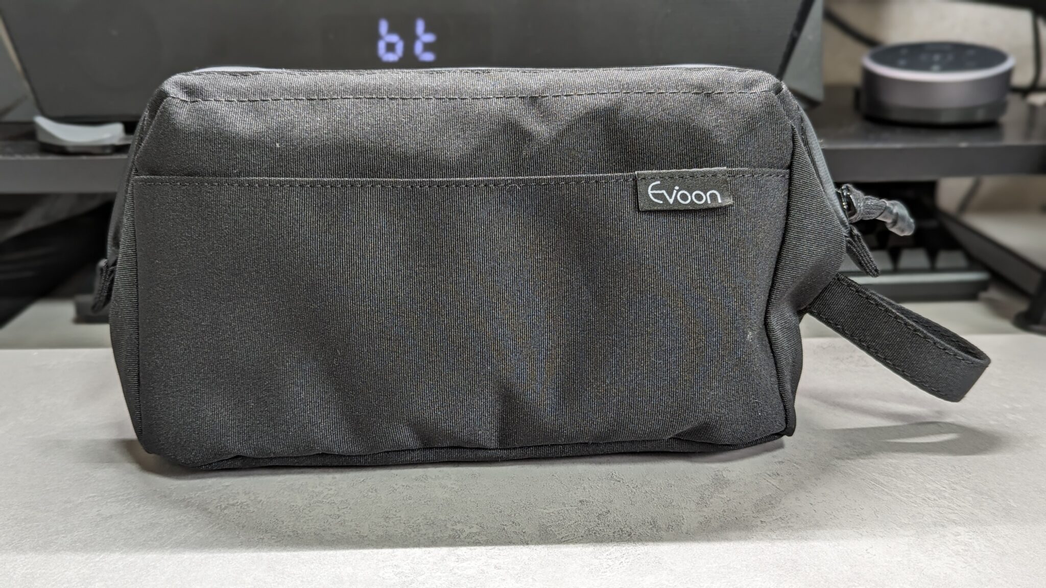 大容量・多ポケットなガジェットポーチの決定版｜Evoon ガジェットポーチレビュー | GadgeLaBox