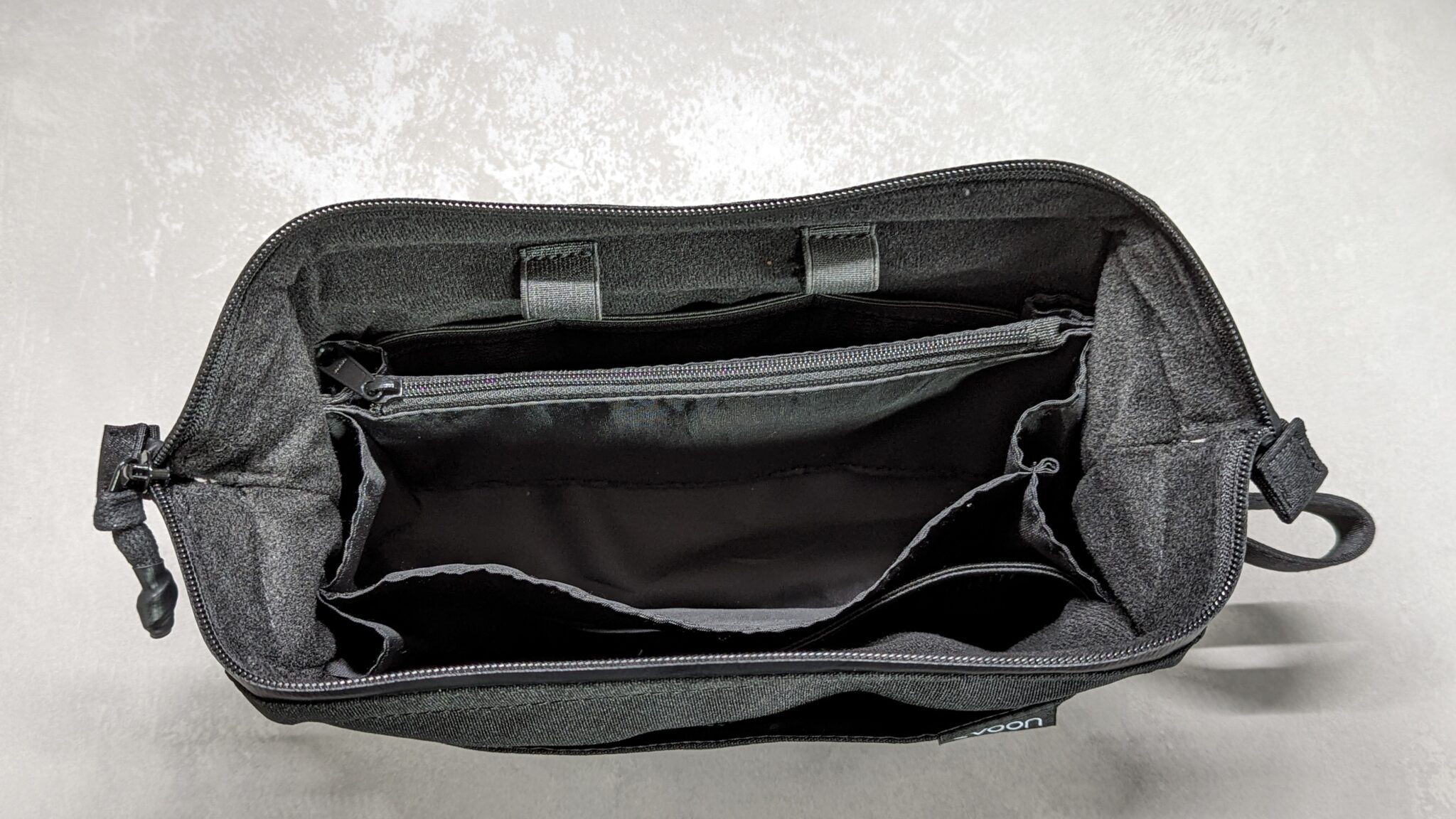 大容量・多ポケットなガジェットポーチの決定版｜Evoon ガジェットポーチレビュー | GadgeLaBox